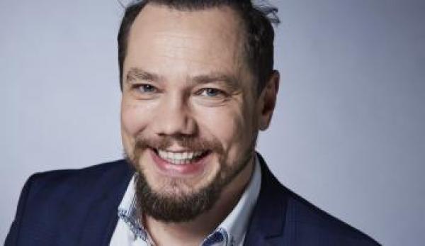 Posłuchaj podcastu: O absurdach PRL-u mówią Michał Matys i Piotr ...